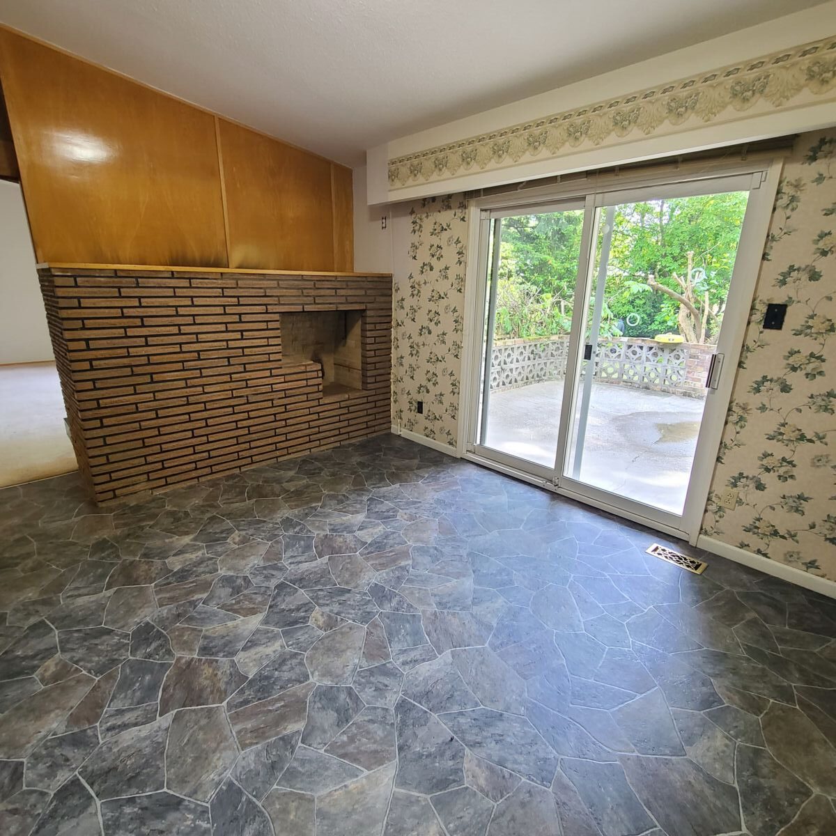 4 Bedroom Corner Lot Home in Abbotsford! - Tribe Management