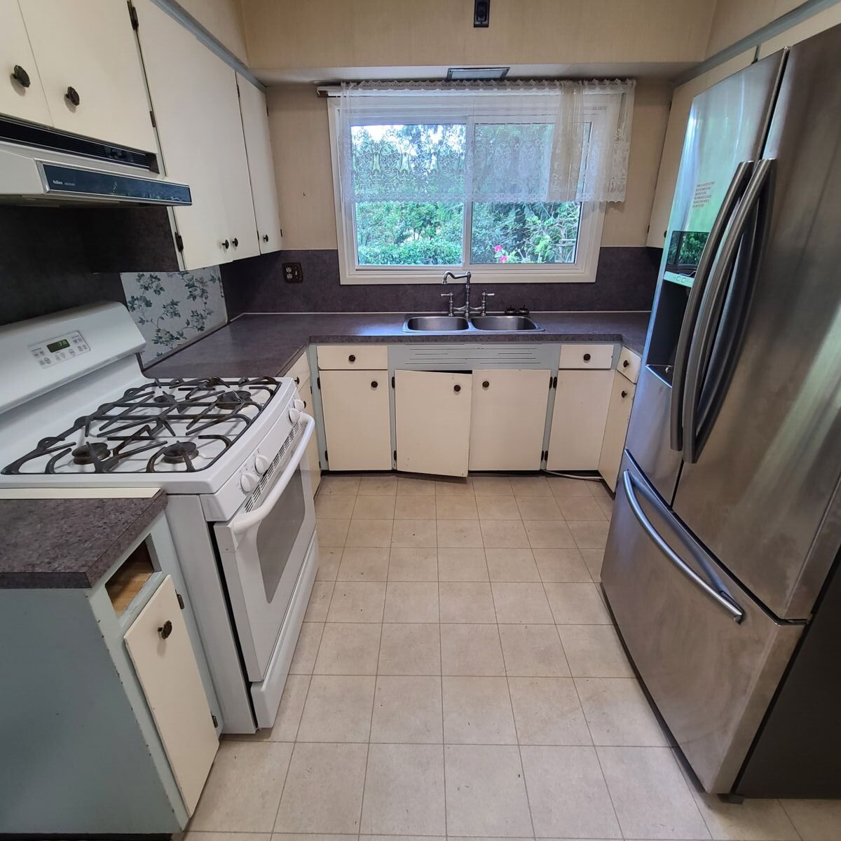 4 Bedroom Corner Lot Home in Abbotsford! - Tribe Management